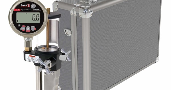 Ametek Crystal XP2i [300PSIXP2I-DL-CHX] Digital Pressure Gauge w/DataLoggerXP Software & Pump ...